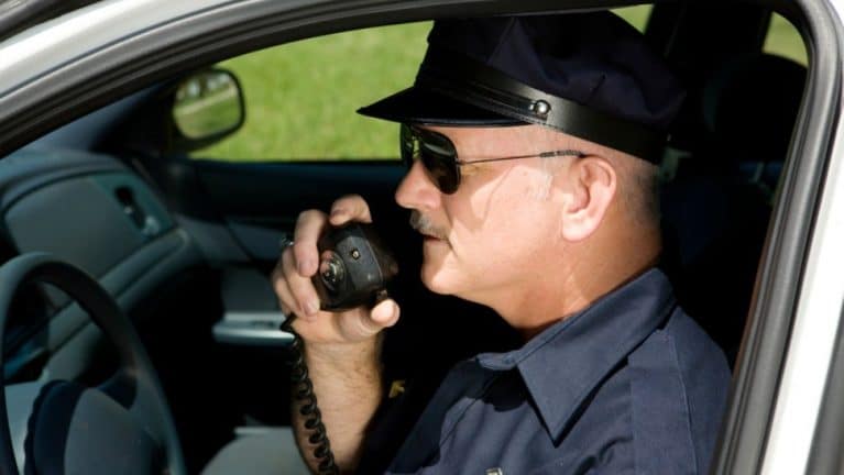 How to Listen To A Police Scanner | RatedRadarDetector